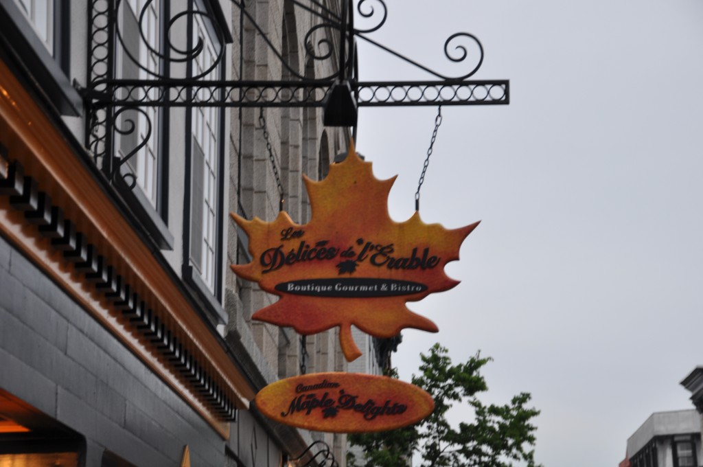 Why do Canadians say "Eh"? - Quebec City 101