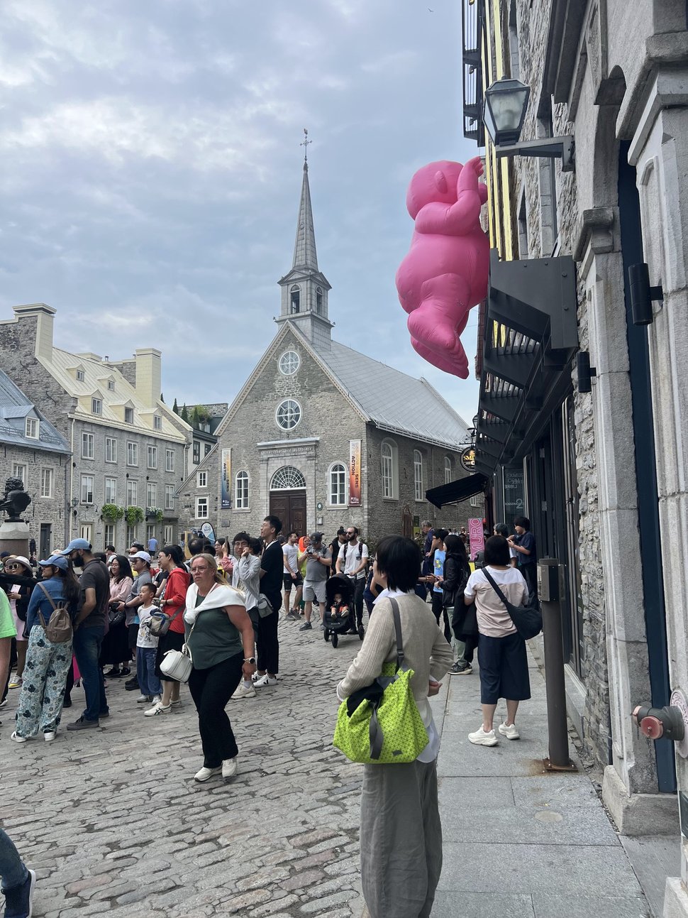 Quebec City's Pink Balloon Structure - Quebec City 101